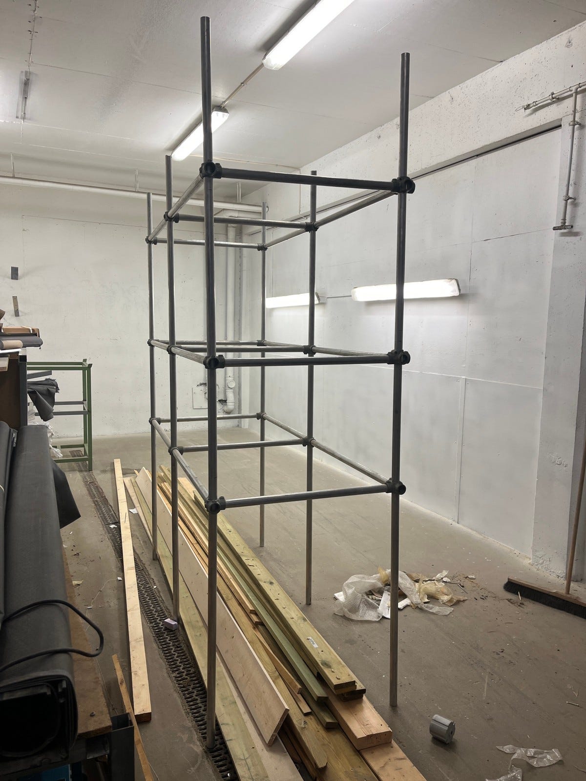 Lager-reol selges | FINN-torget