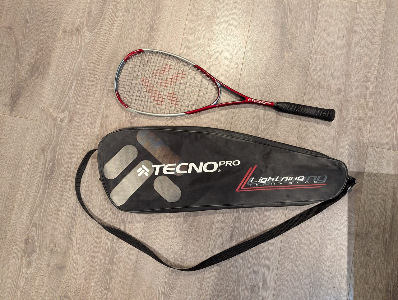 Tennis- og squash-racket | FINN-torget
