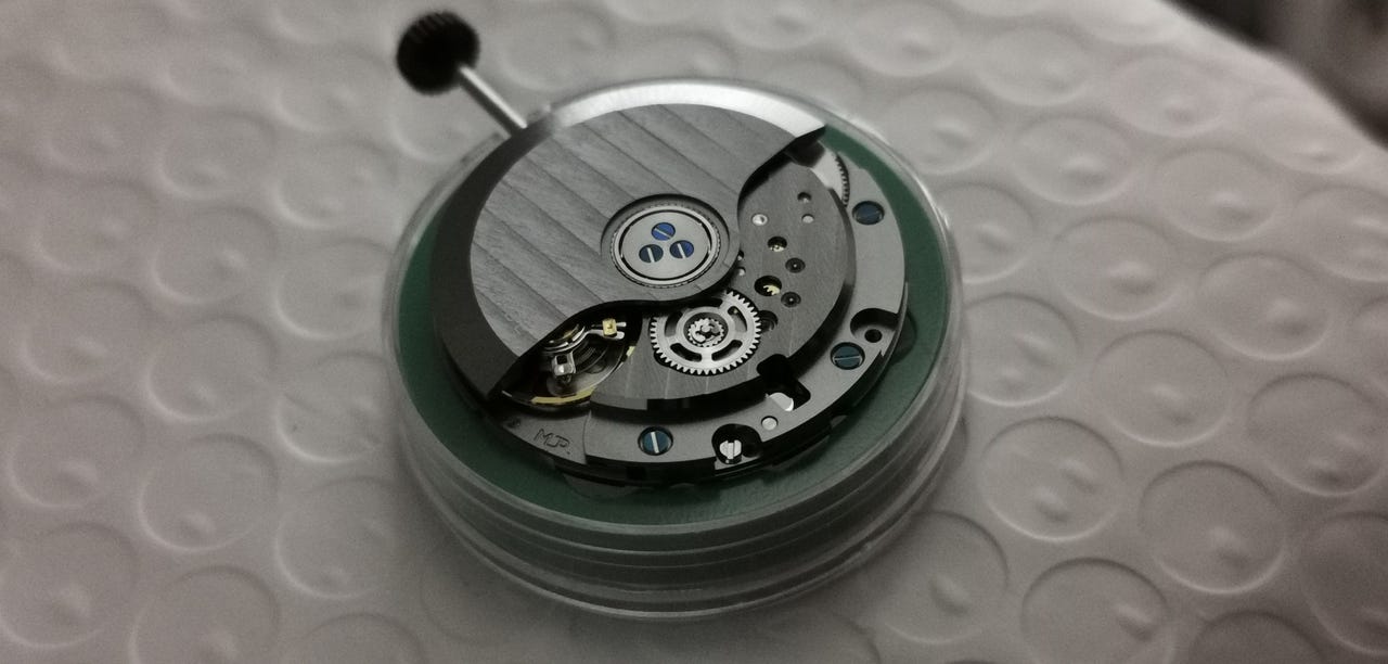 La Joux-Perret Caliber LJP-G100 Anthracite / ETA2824 replacement | FINN ...