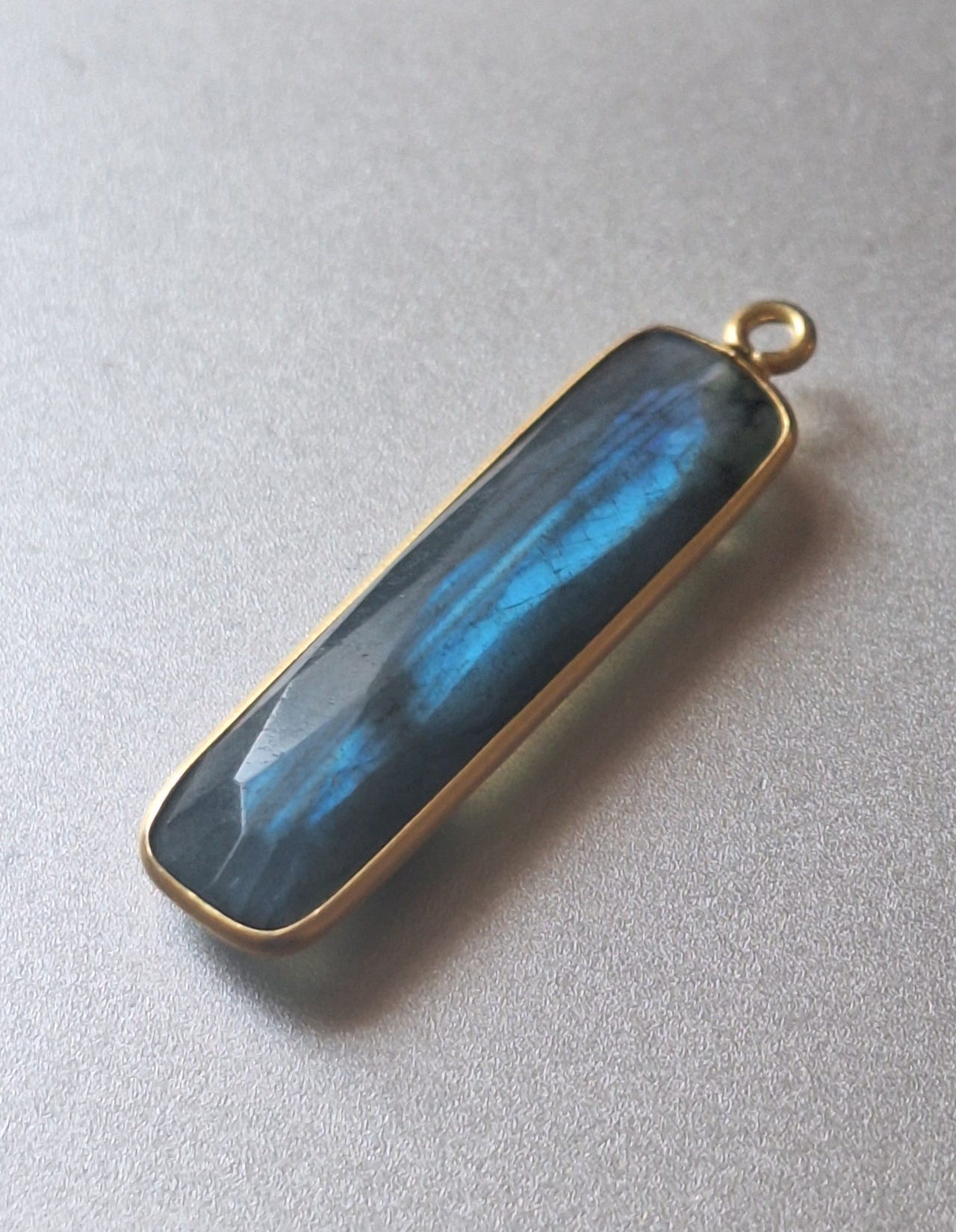 Labradoritt smykke | FINN-torget