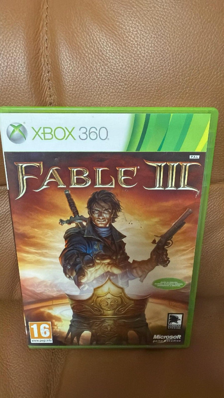 XBOX 360 spill Fable III | FINN-torget