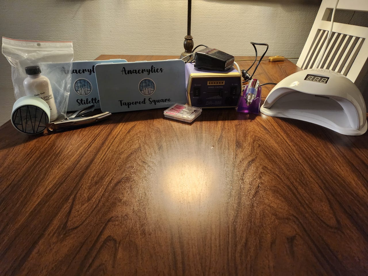 Utstyr til akryl negler | FINN-torget