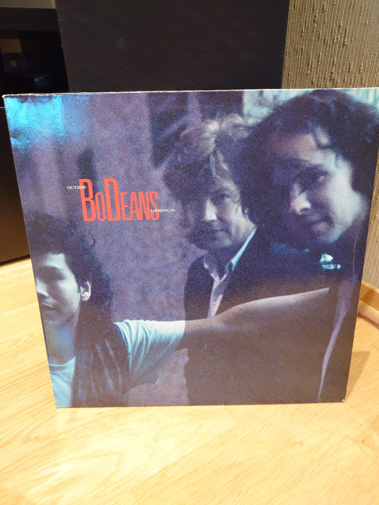 Bodeans - Outside Looking In | FINN-torget