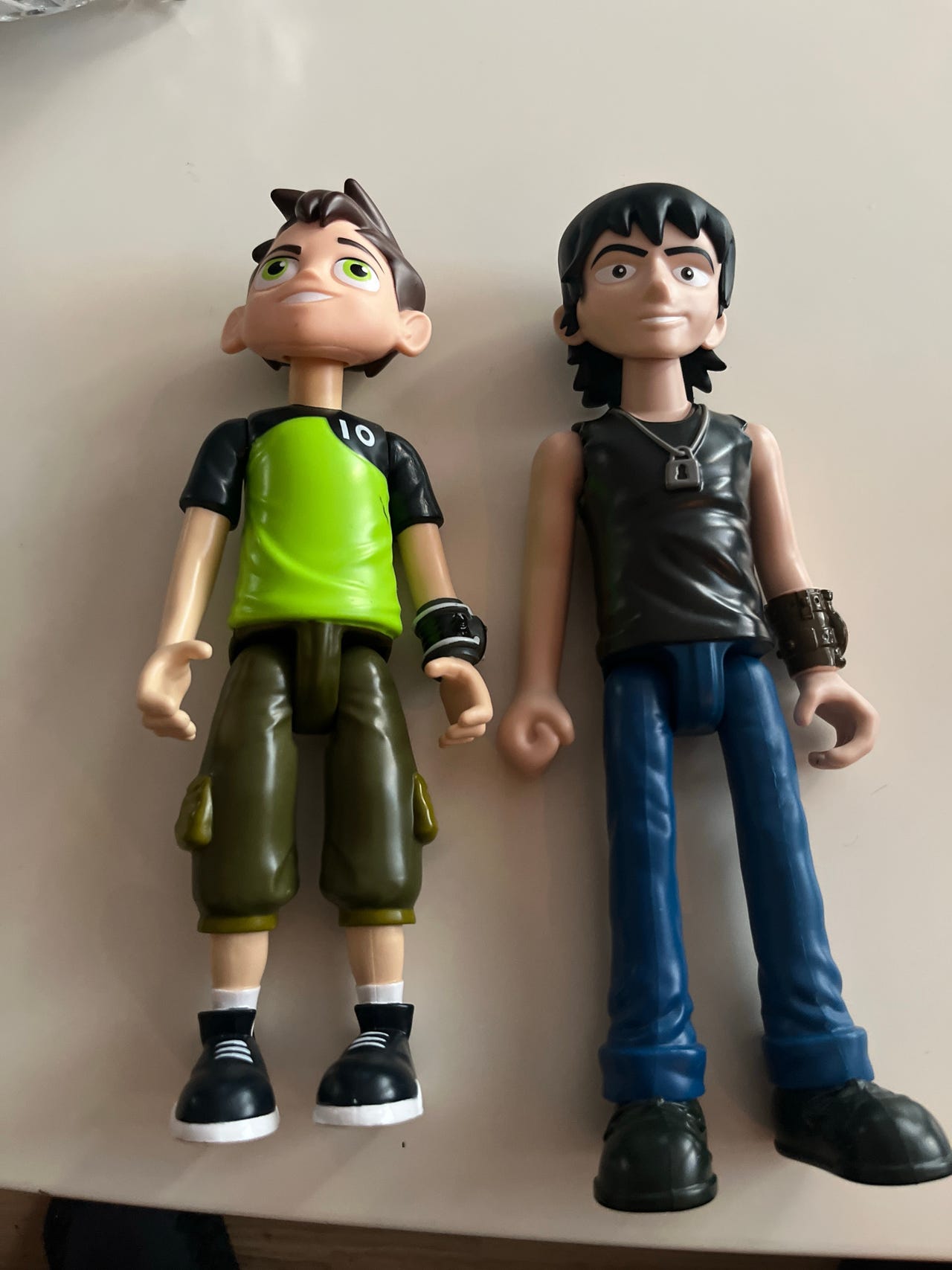 Ben 10 XL Super-Size figurer | FINN-torget