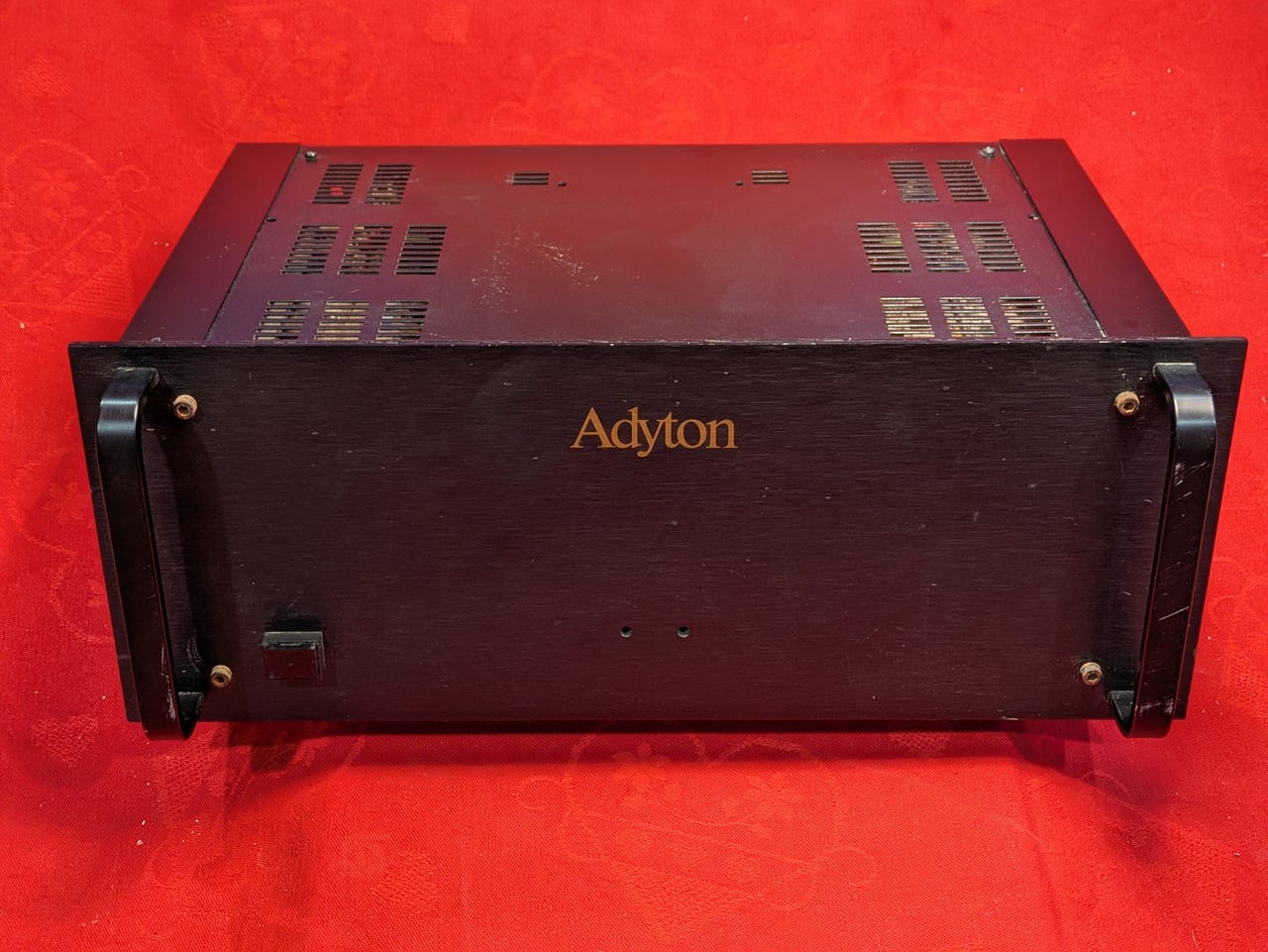 ADYTON P6000 | FINN-torget