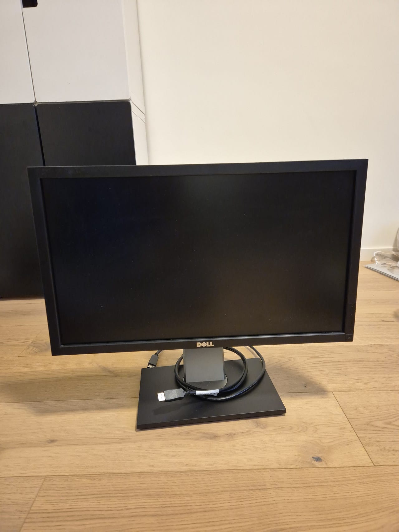 Dell PC screen, home station | FINN-torget