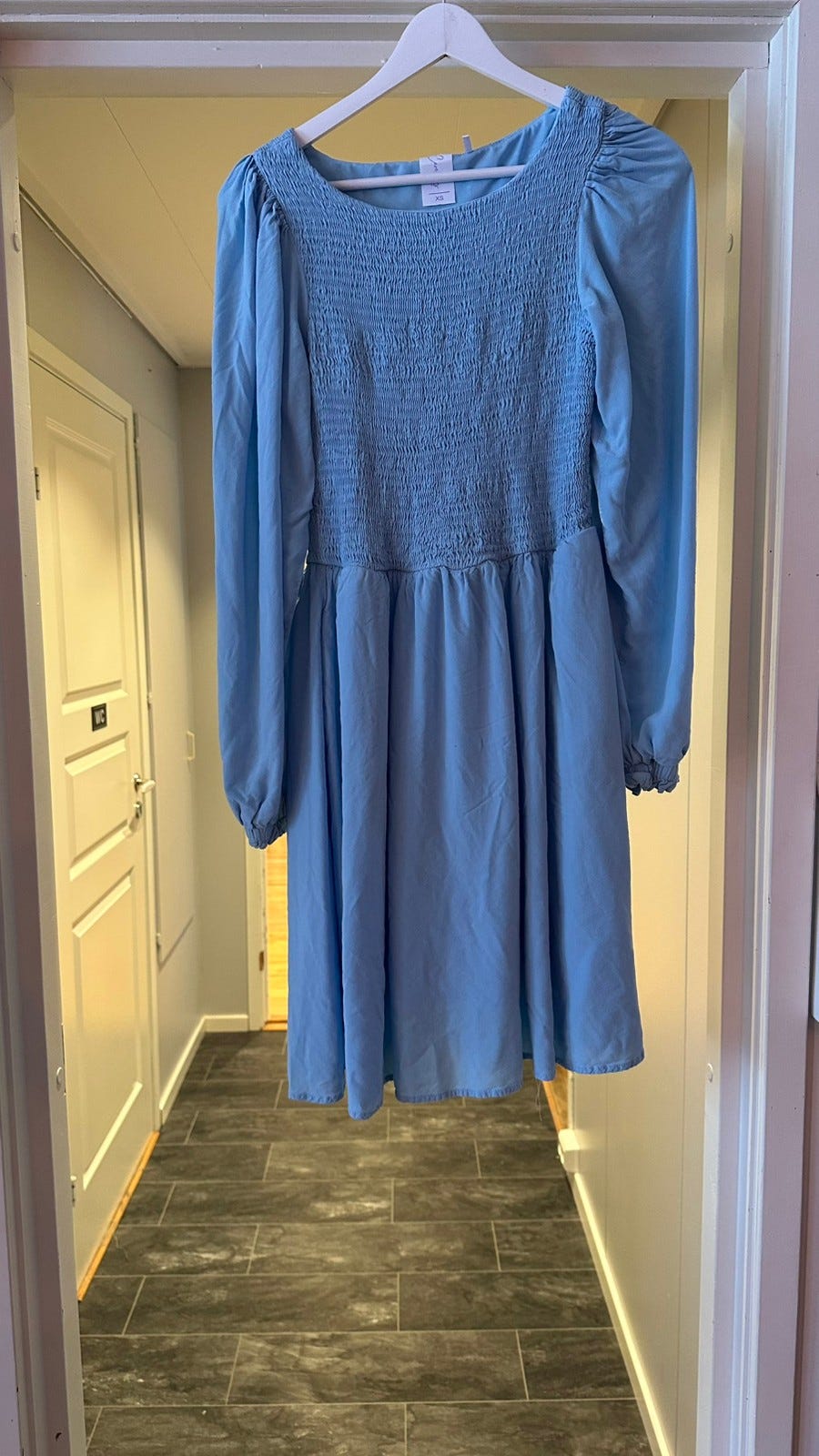 Careless Anna solid airy blue | FINN-torget