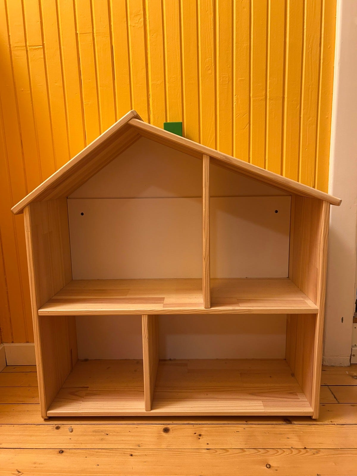 Hylle til barnerom | FINN-torget