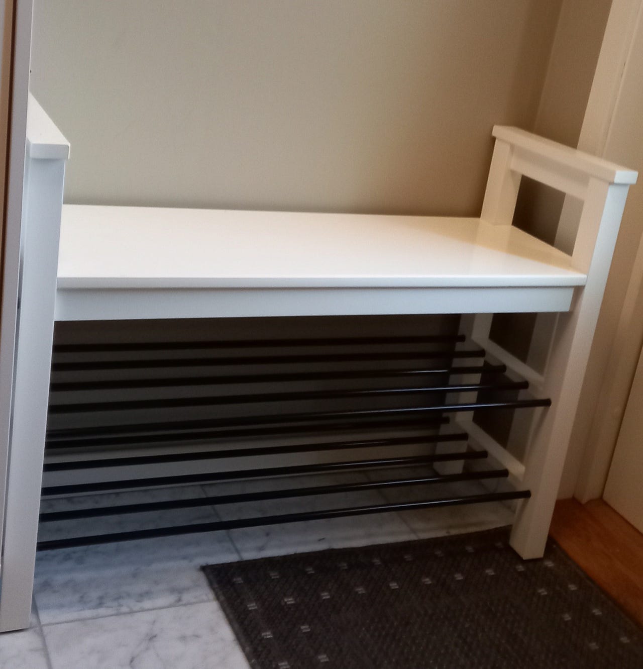 IKEA Hemnes entrébenk | FINN-torget