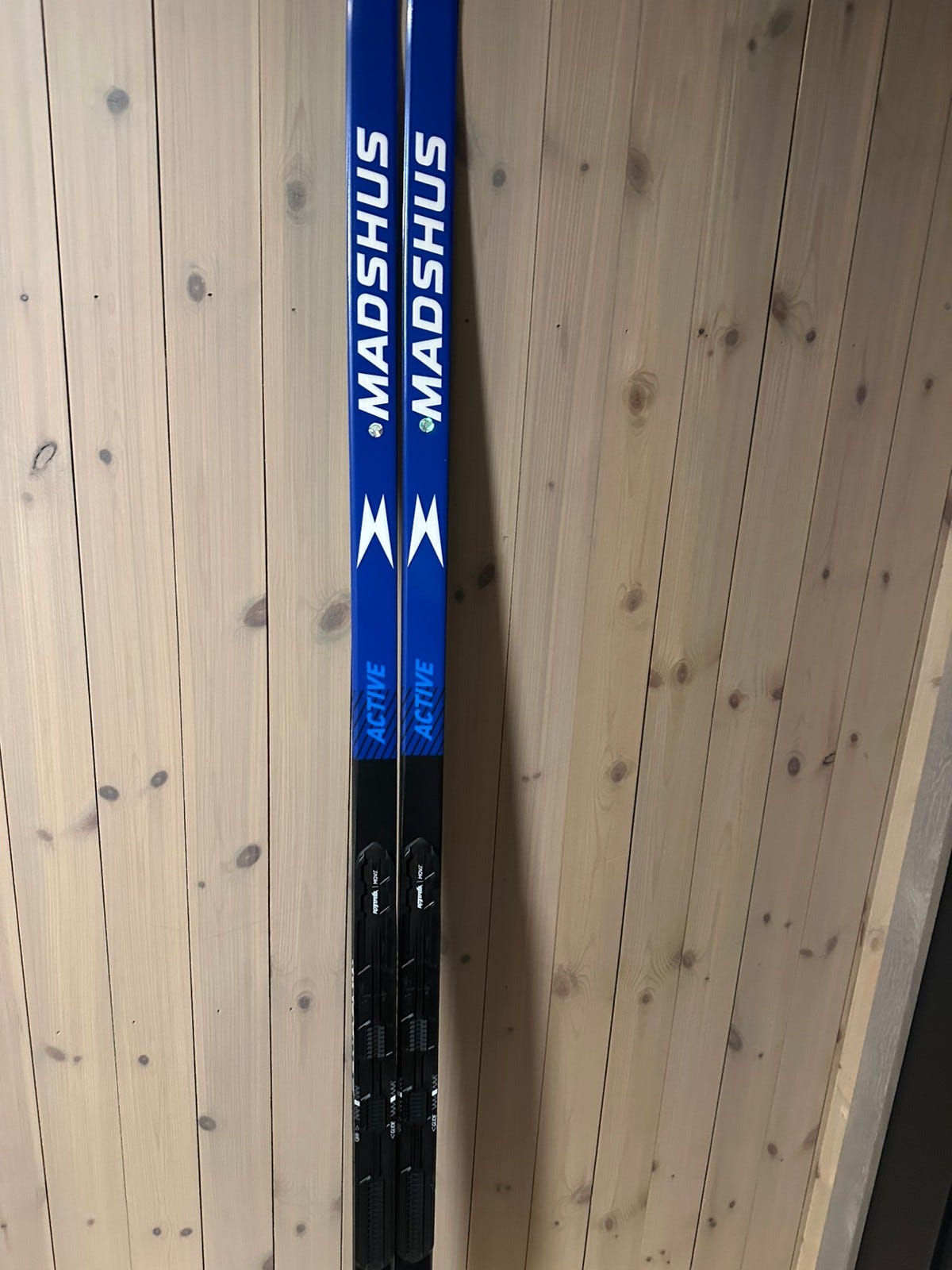 Madshus XC Skis Active Skin felleski, ubrukt | FINN-torget