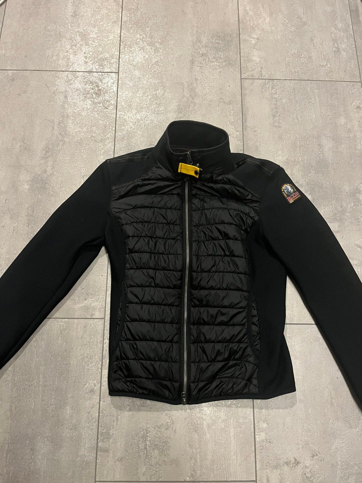 Parajumper cardigan | FINN-torget