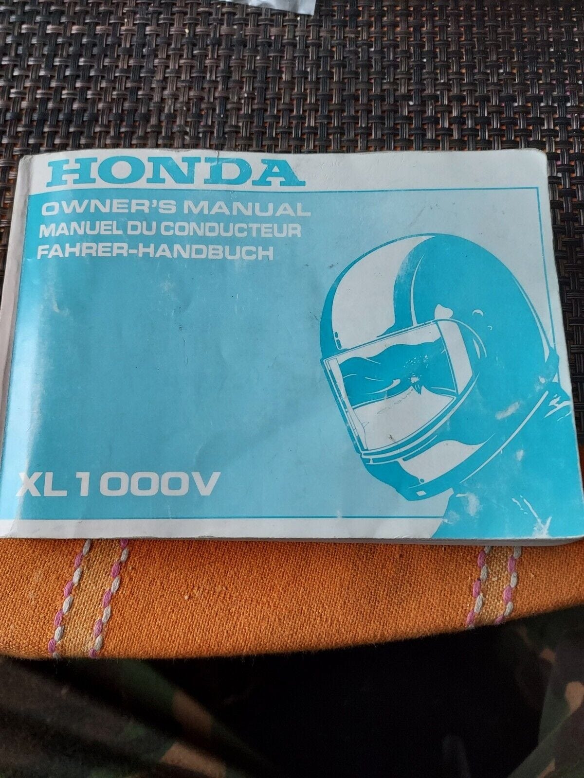 1998-2003HONDA XL1000V Varadero Owners Manual *engelsk-fransk-tysk ...