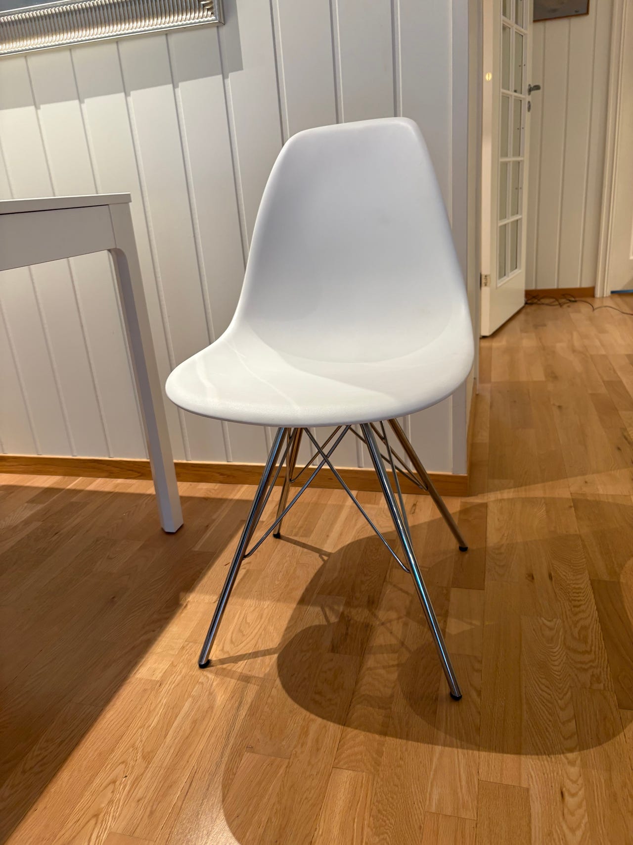 Hvite stoler | FINN-torget