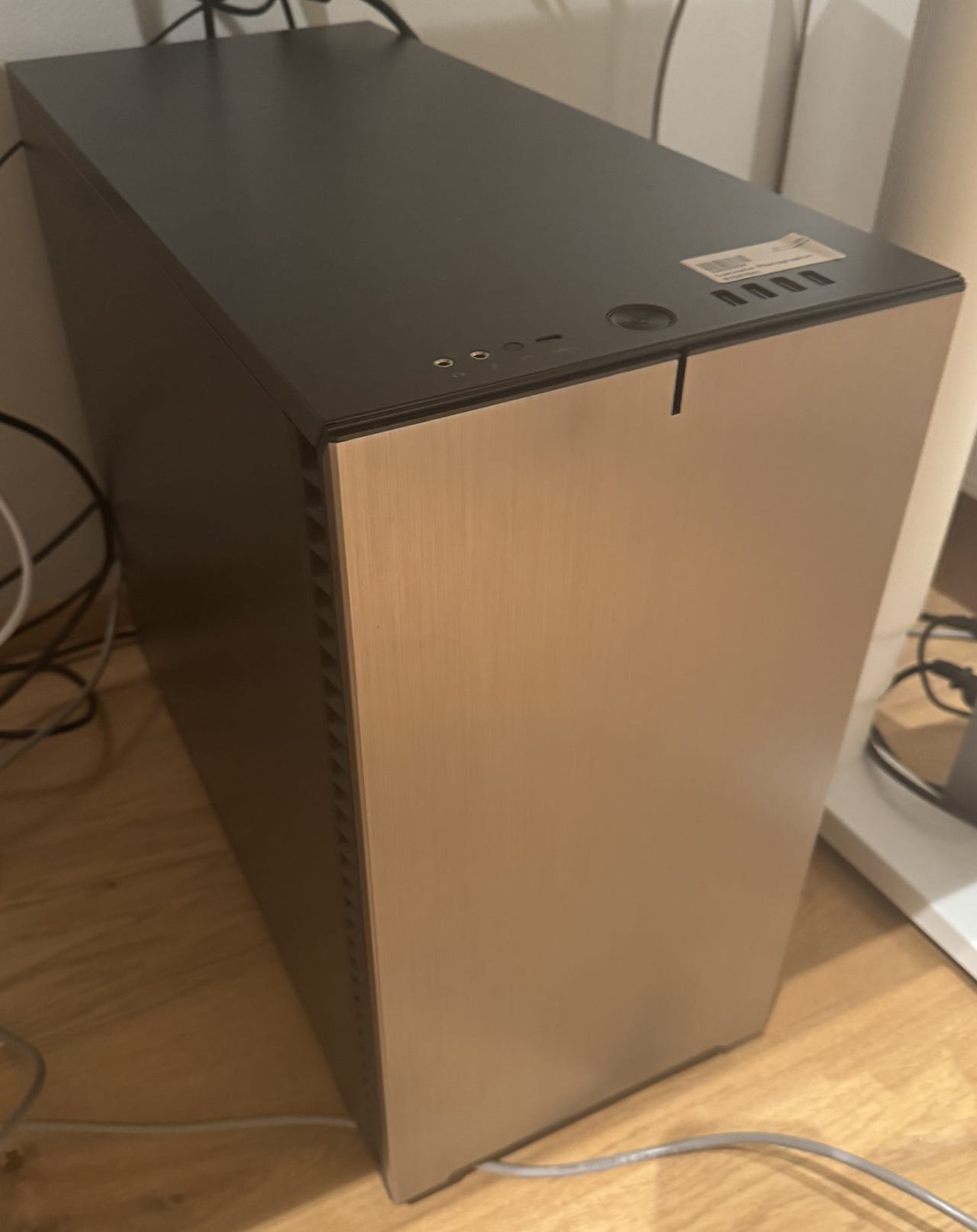 PC bygget for fotoredigering (evt. gaming) selges med skjerm/tastatur ...