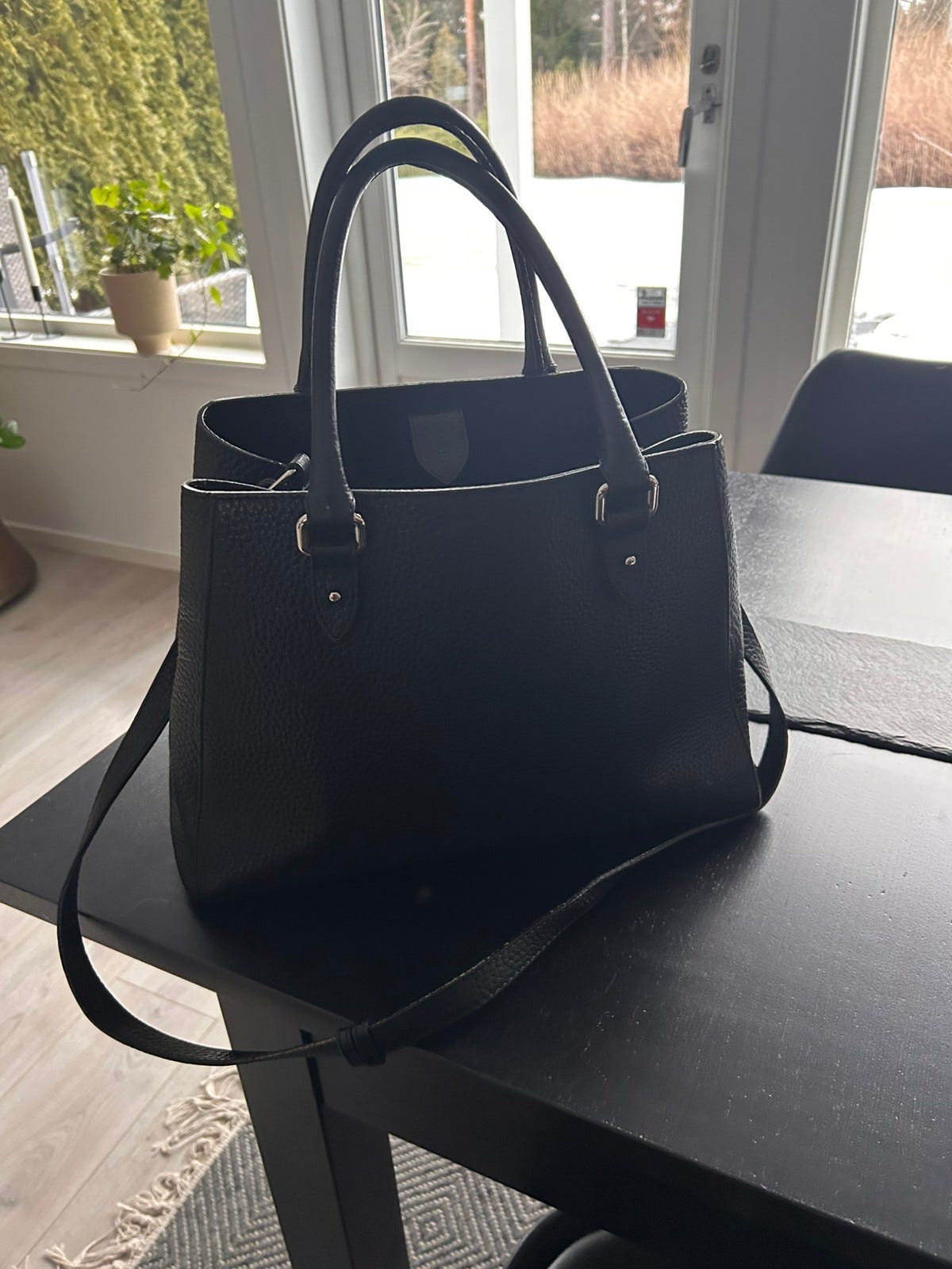 Dekadent veske - sort | FINN-torget