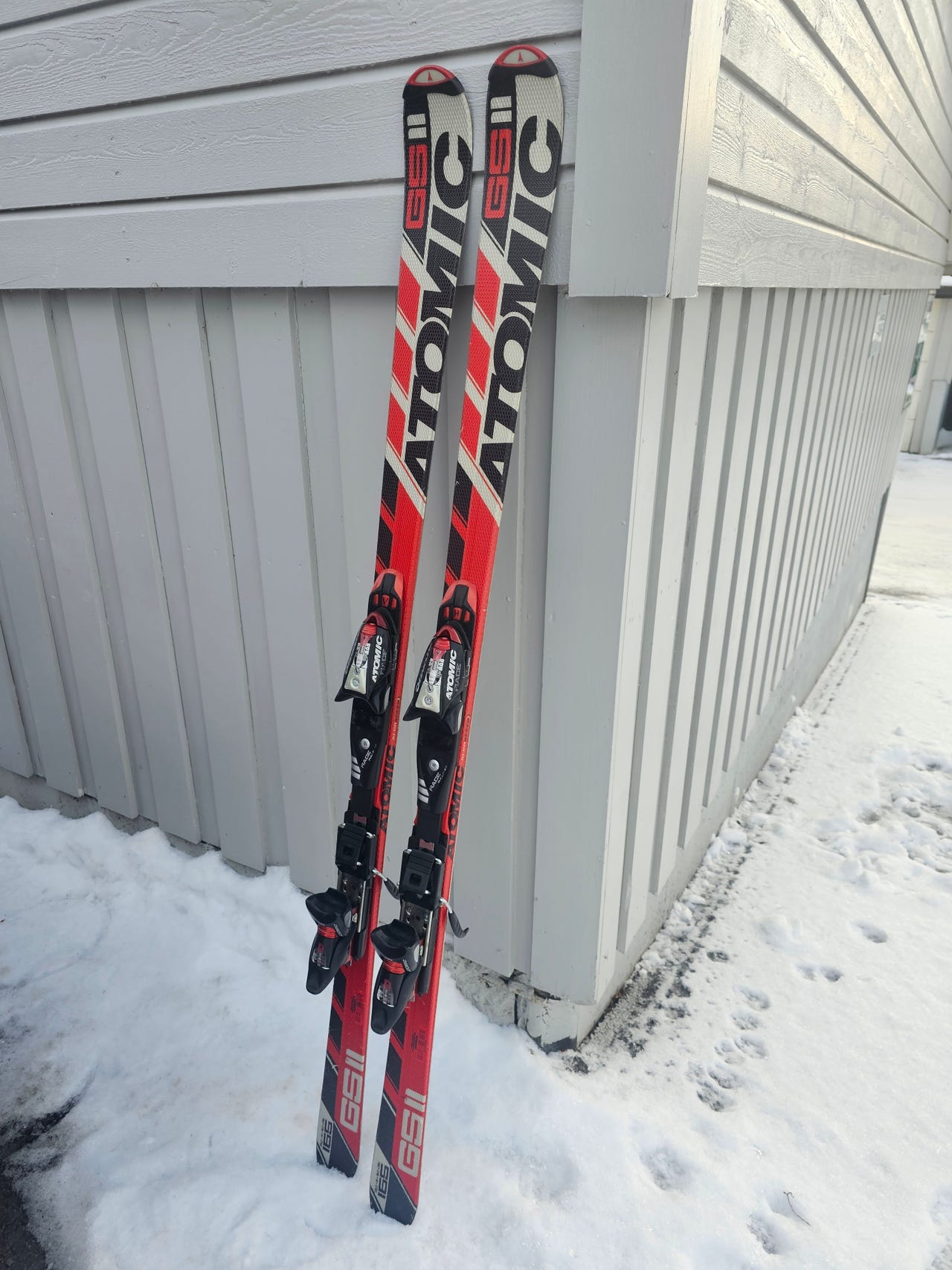 Atomic GS | FINN-torget