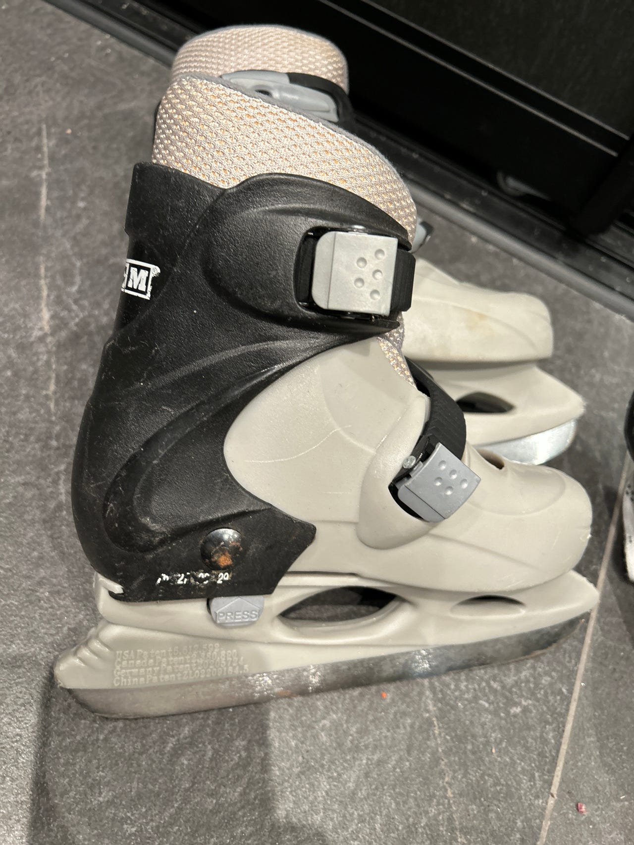 CCM Tyke justerbare barneskøyter - Str. 25-28 | FINN-torget