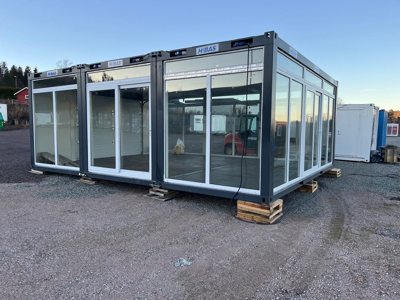 STOR BIL SHOWROOM container til SALGS | FINN-torget
