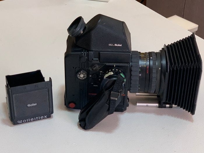 Rollei Rolleiflex 6008 + Planar F2.8 80mm + Carl Zeiss Distagon F4 40mm ...