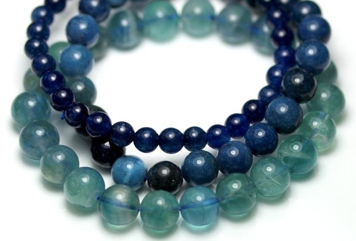 Ingen reservasjonspris - Sett med tre armbånd - Tanzanitt + Apatitt ...