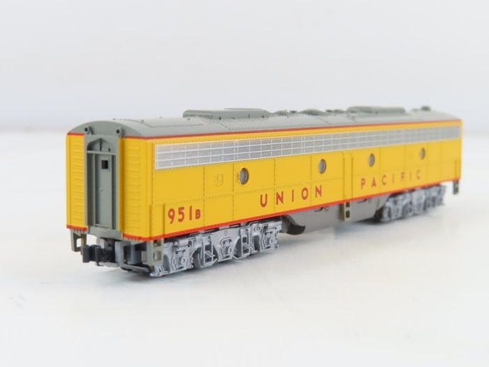 Kato N - 176-5351 - Diesel lokomotiv (1) - EMD E9 B-enhet - Union ...