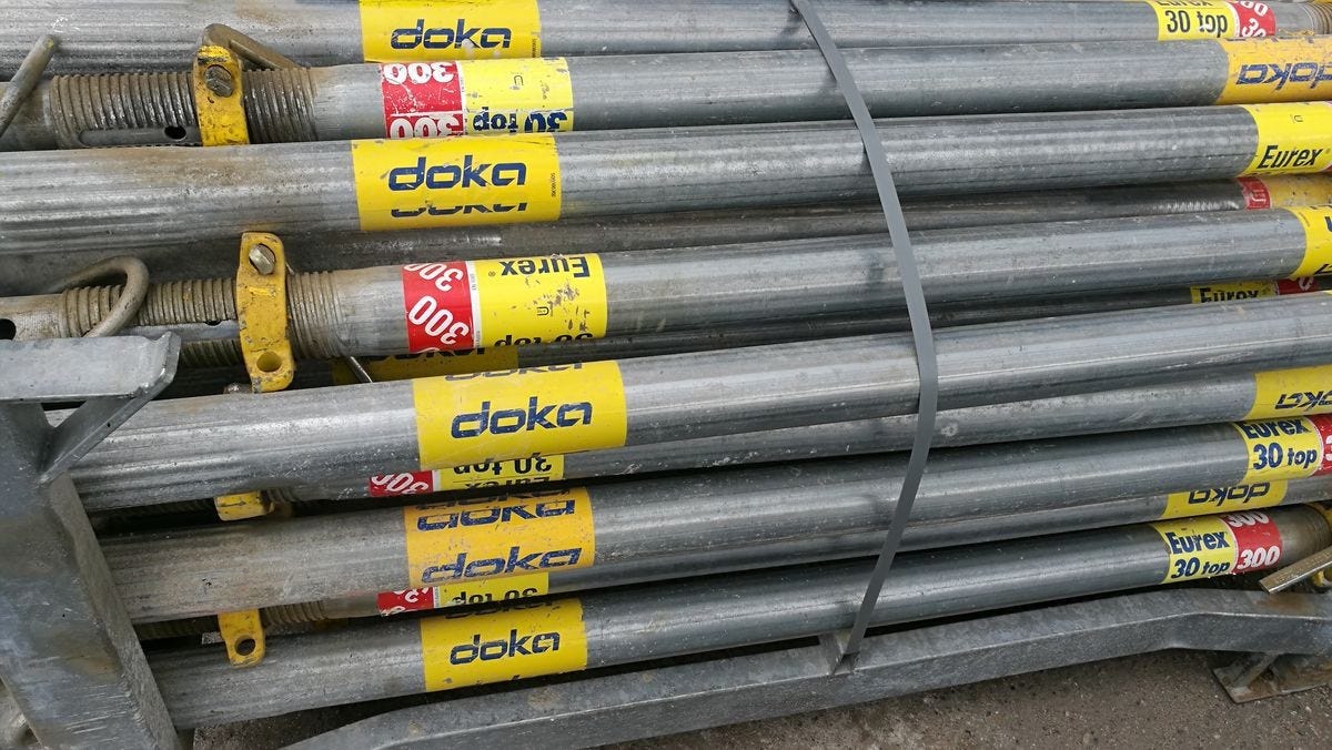Doka dekkestøtte Eurex 30 300 + 10stk Peri | FINN torget