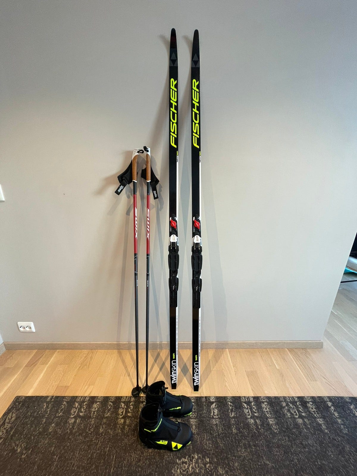 Nye felleski Fischer 182 | FINN-torget