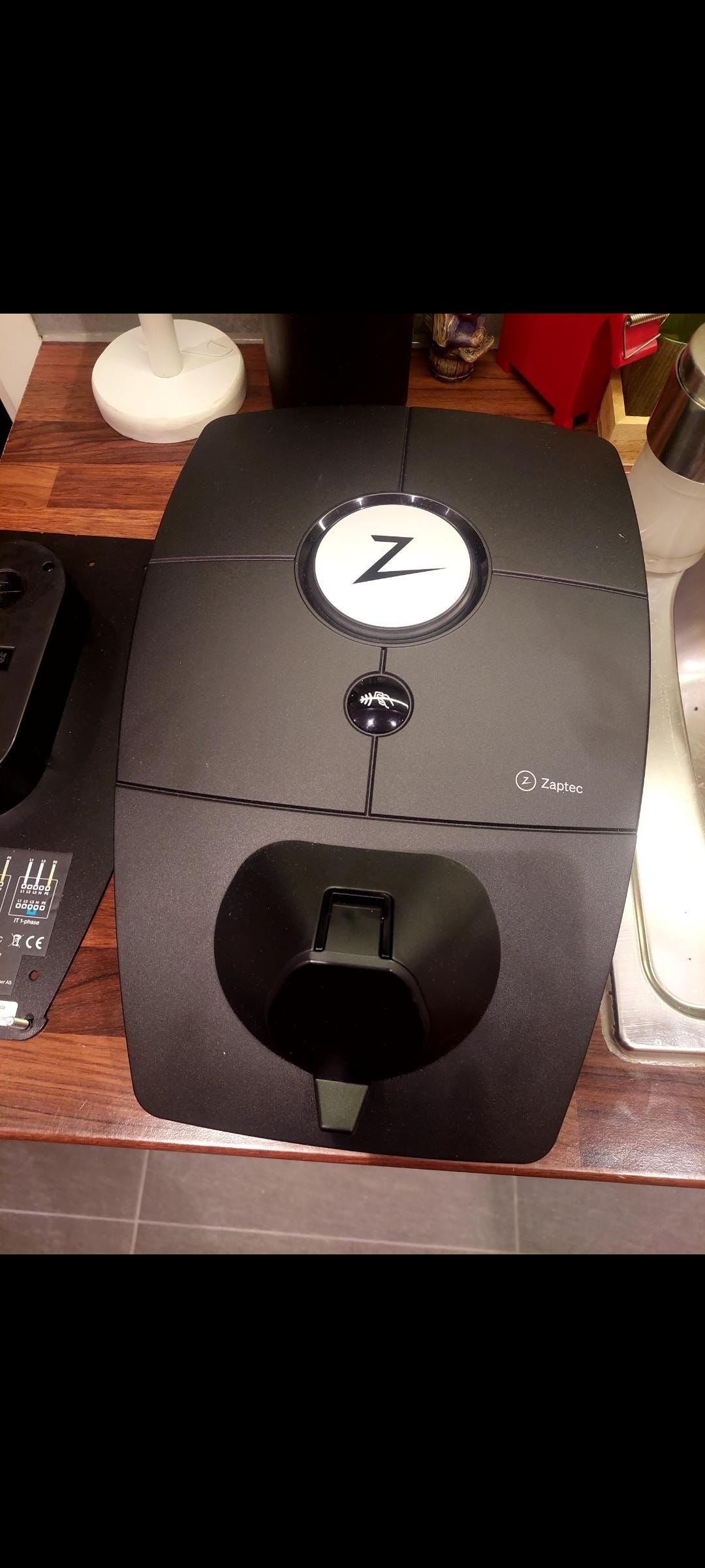 Zaptec pro 4g | FINN torget