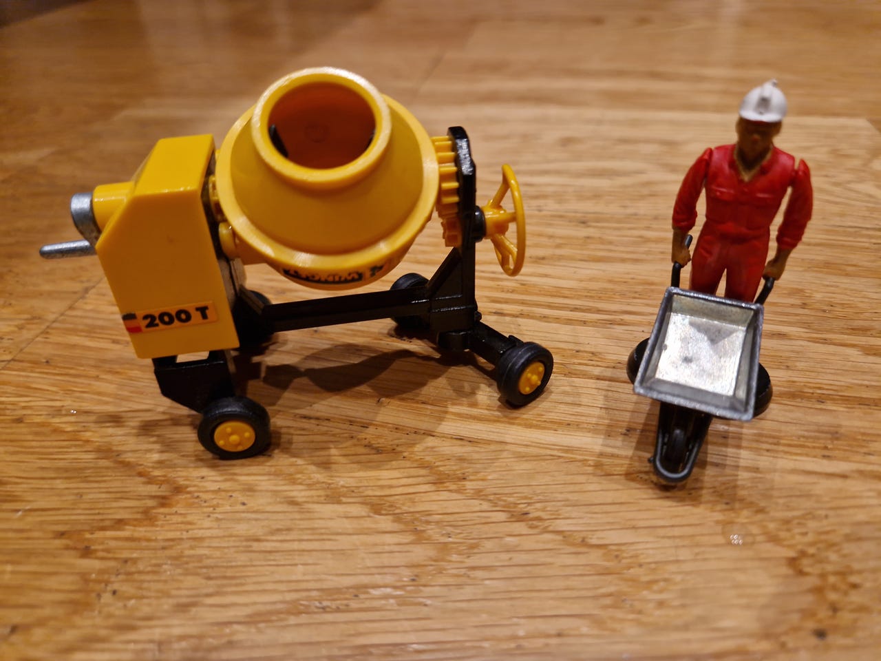 Britain's no 9943, Winget 200t | FINN torget