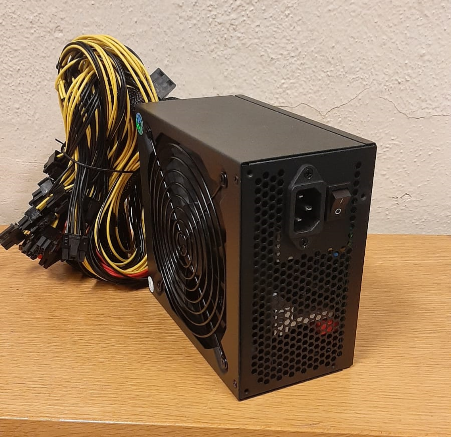 Strømforsyning - Kraftig 2200W UBRUKT PSU | FINN-torget