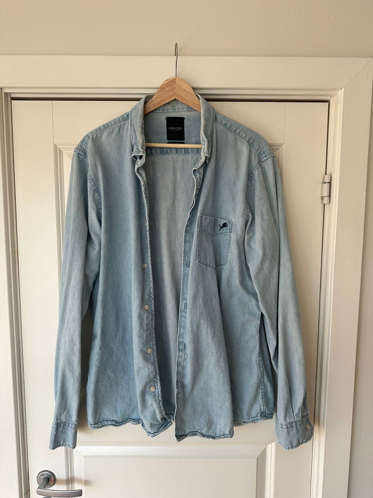 Mario Conti Skjorte | FINN torget