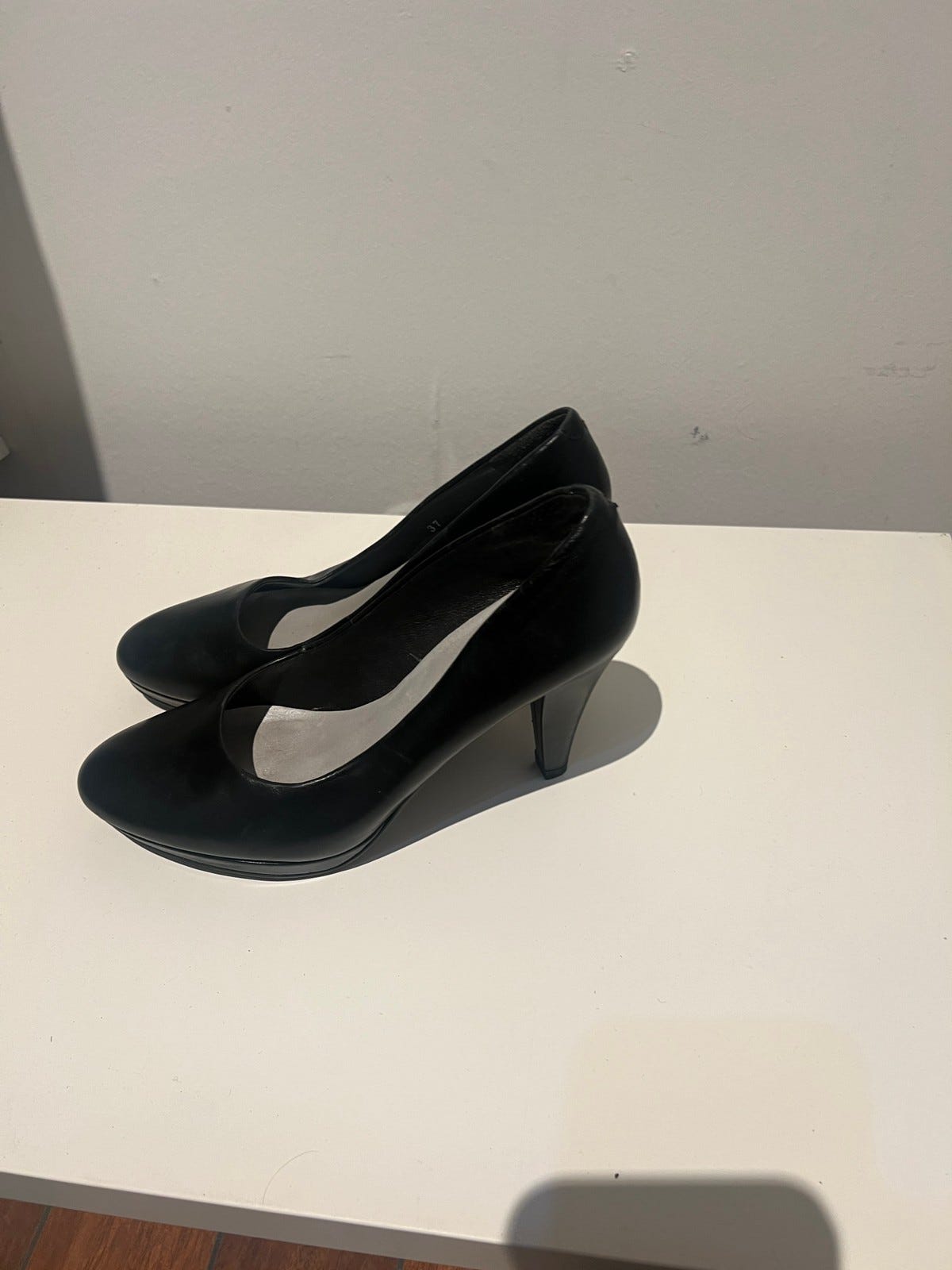 Sorte pumps 37 | FINN-torget