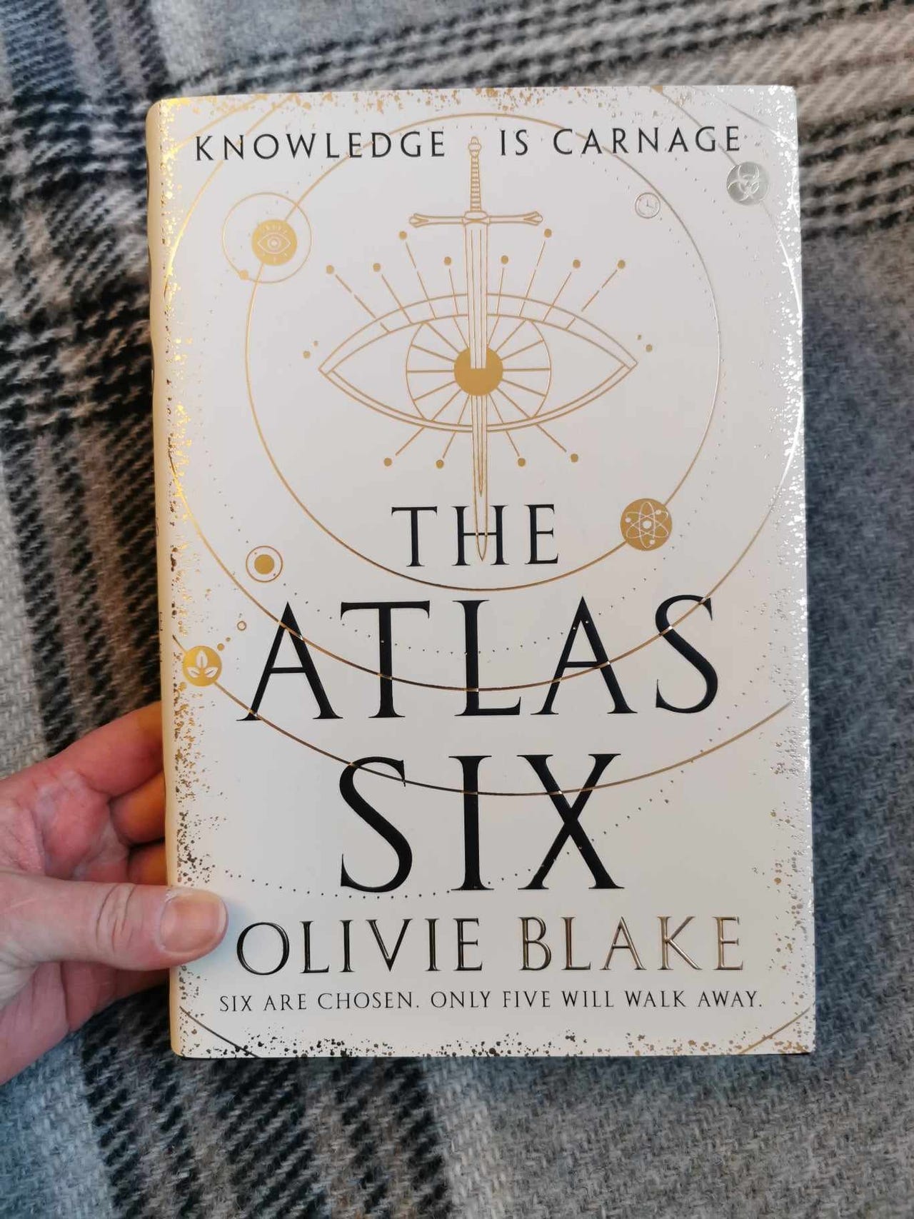 The Atlas Six Fairyloot edition | FINN torget