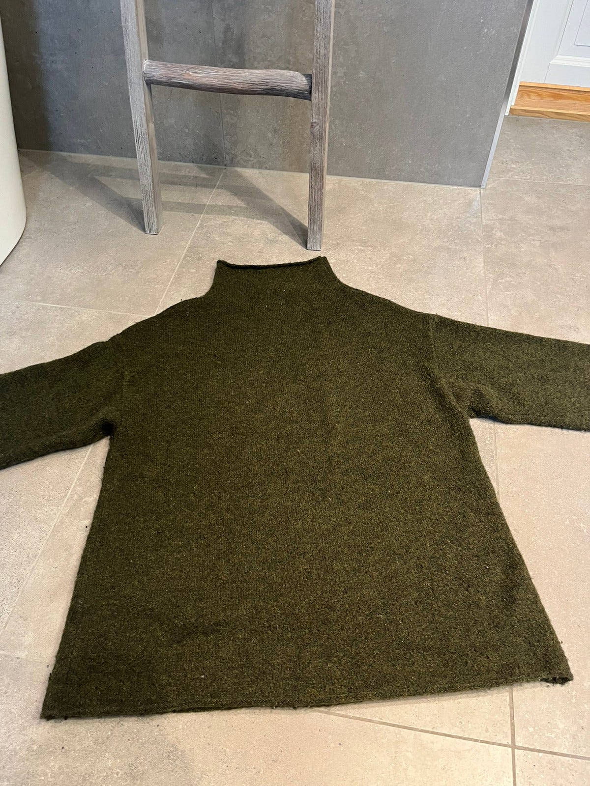 Pen genser Donna str L | FINN-torget