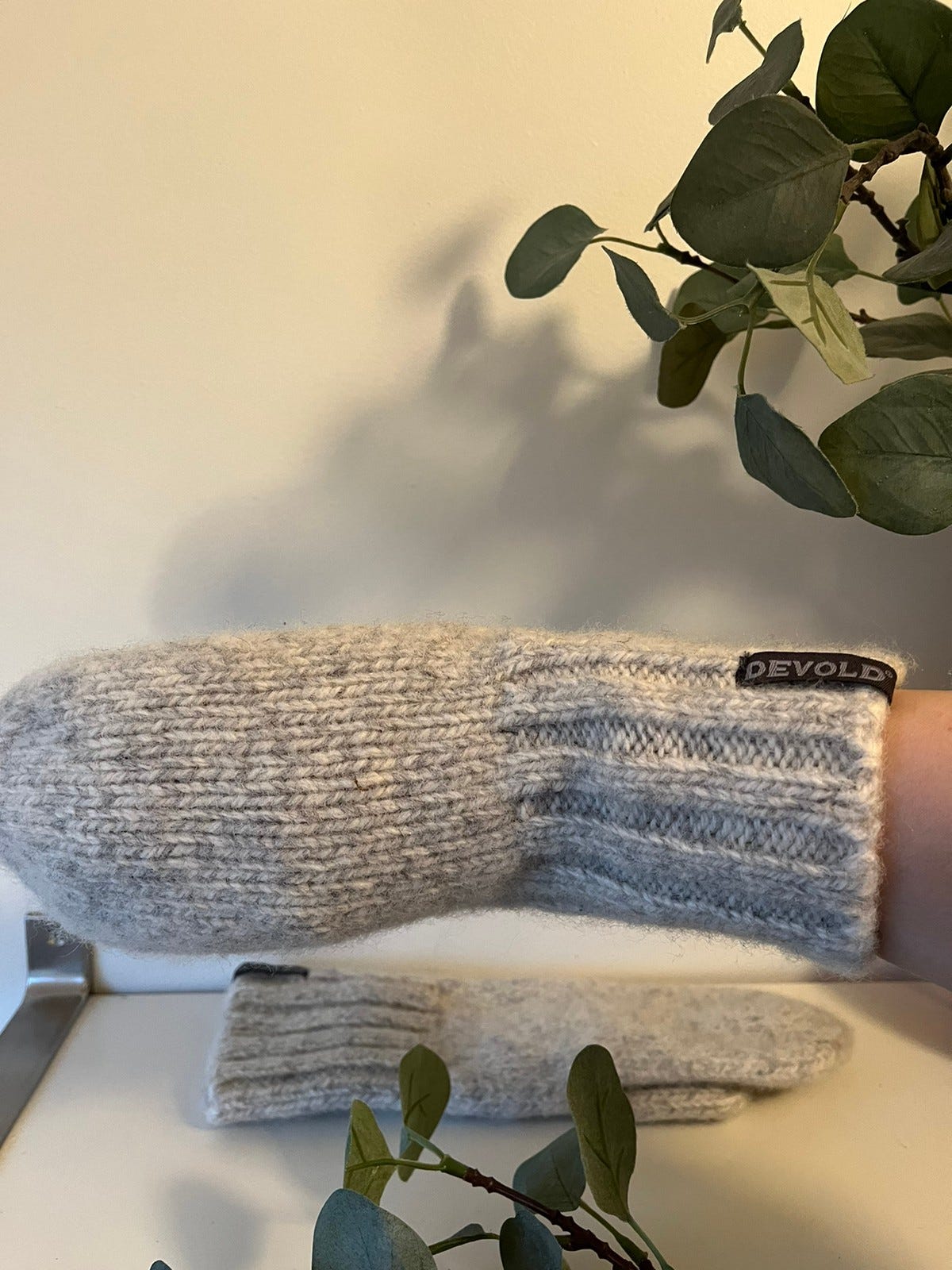 Devold ullvotter, M | FINN torget