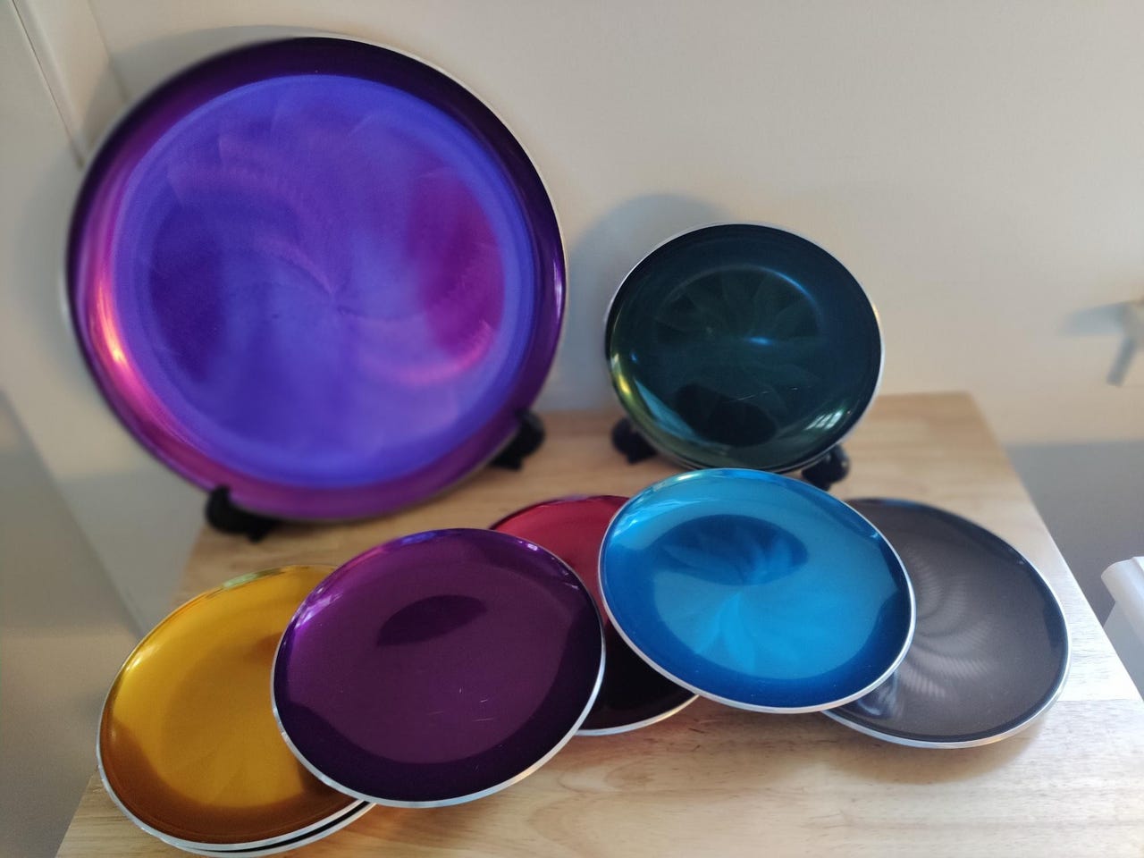 Vintage emaljert fat og 8 asjetter | FINN-torget