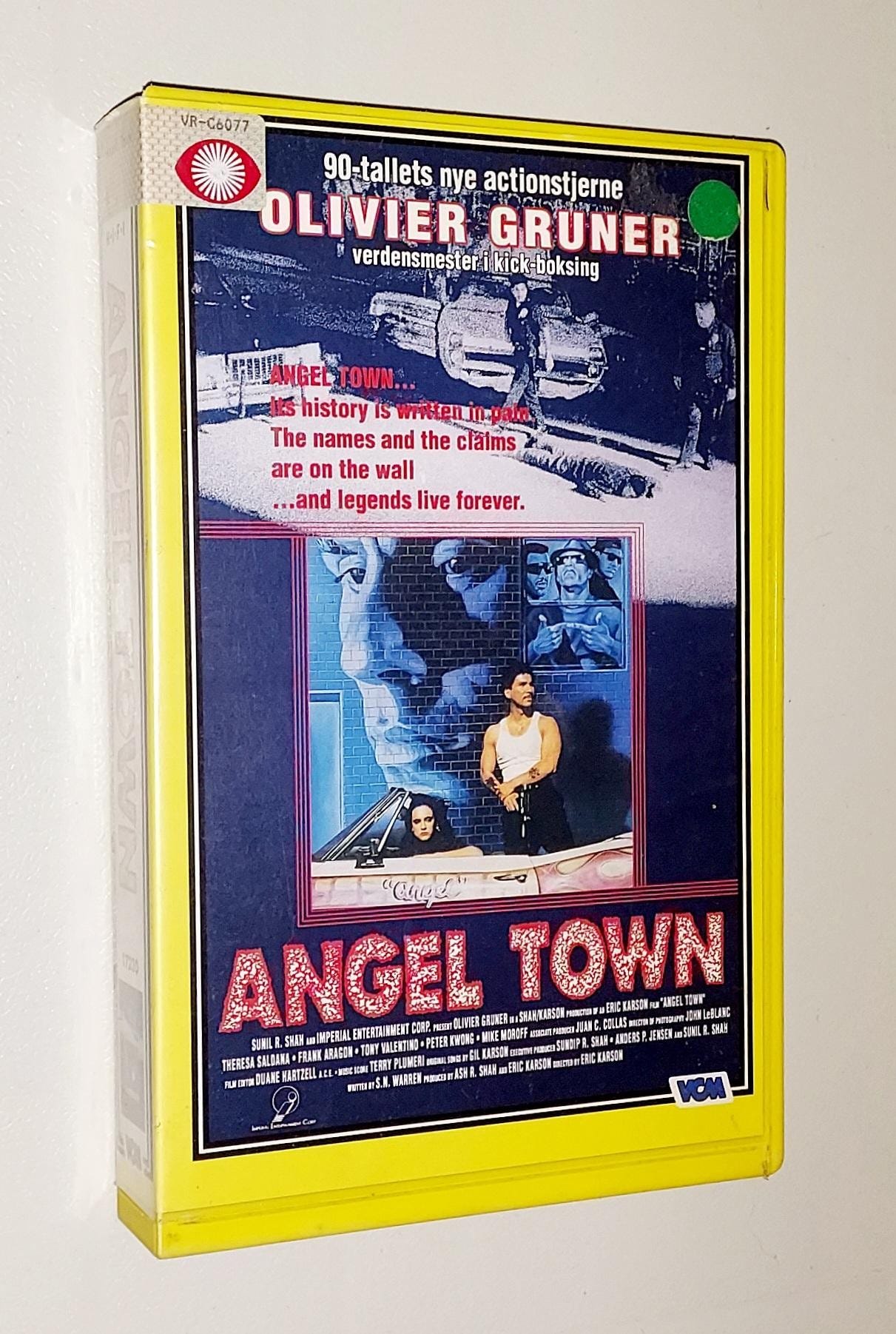 VHS BIG BOX.ANGEL TOWN. | FINN-torget