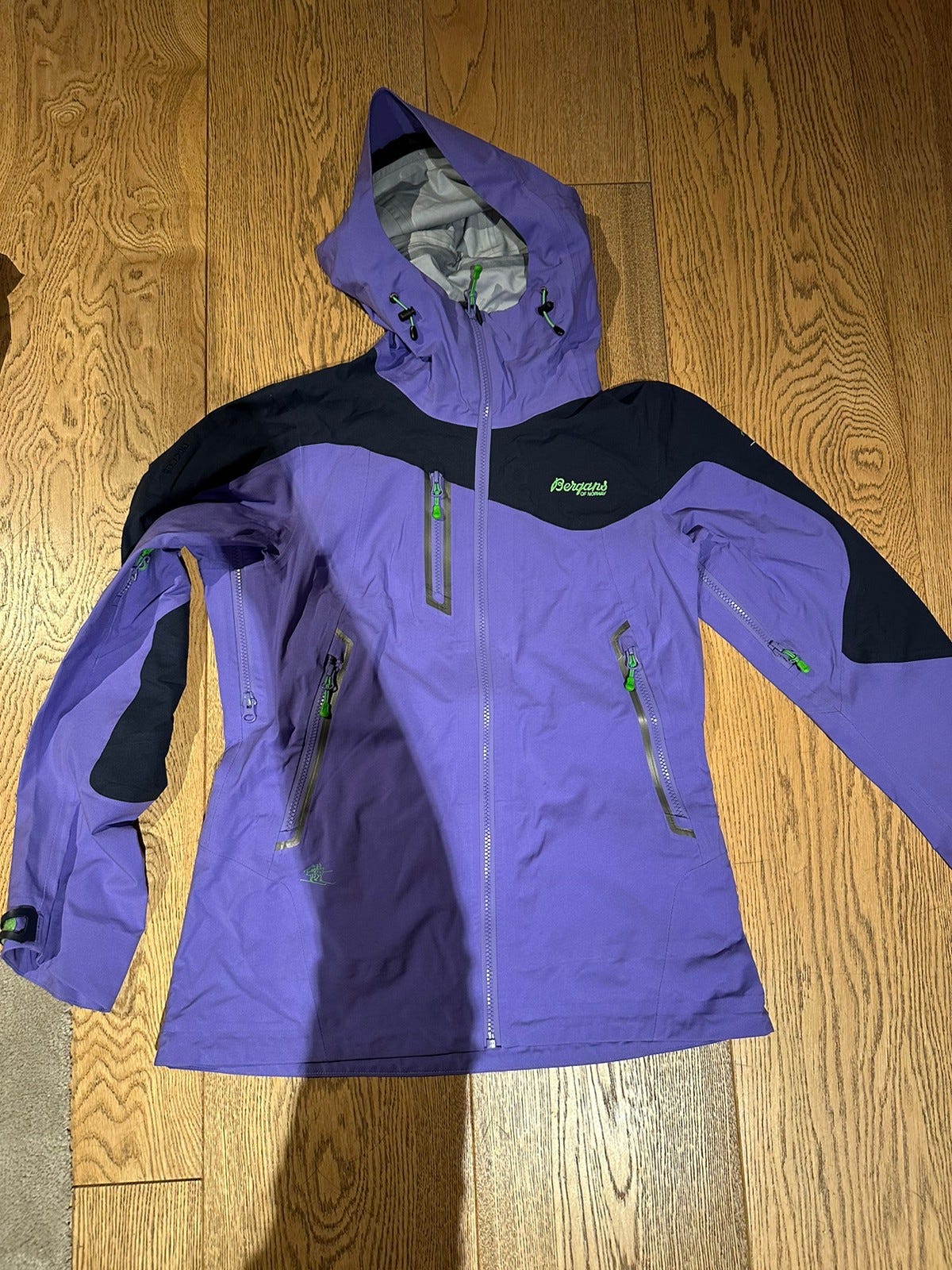 Lite brukt Bergans Stryn Lady Jacket str S | FINN-torget