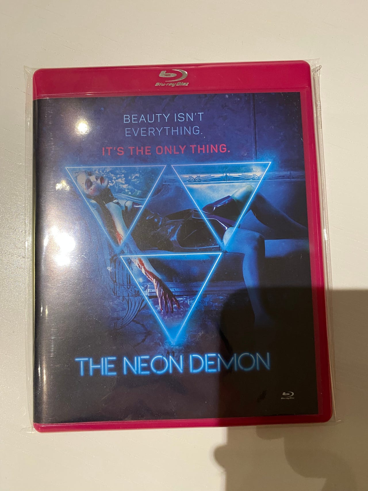 The Neon Demon Blu-Ray Import Koch Media | FINN-torget