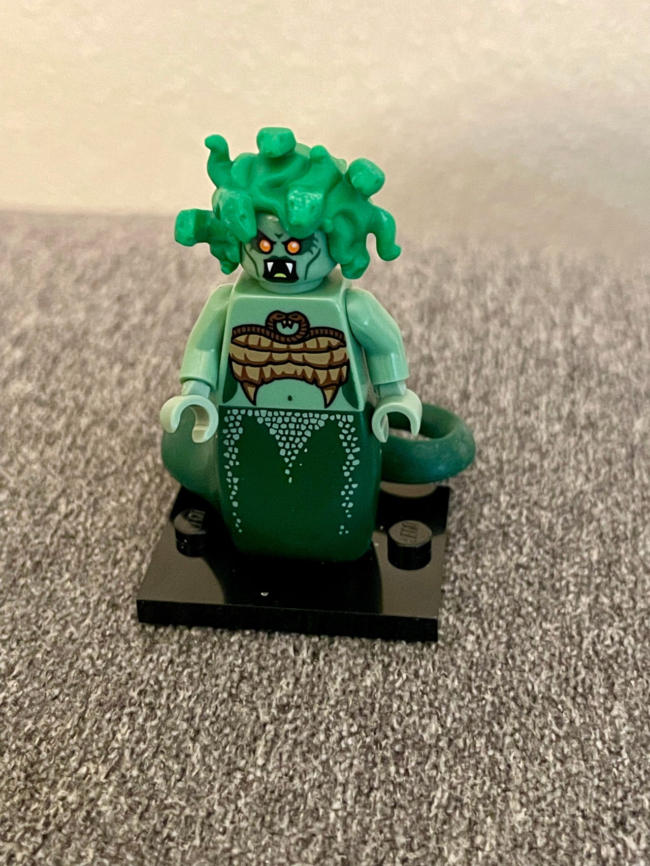 Lego Minifigures CMF Series 10 figur 2 Medusa | FINN-torget