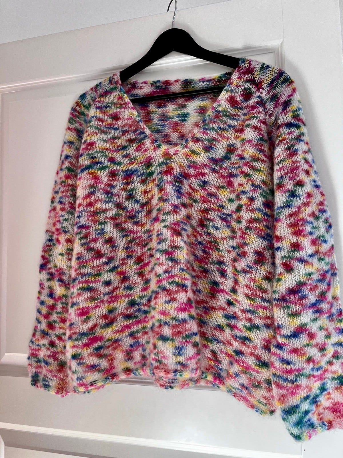 Hjemmestrikket Cumulus genser -tynn Kid Silk Erle «Lollipop» | FINN-torget