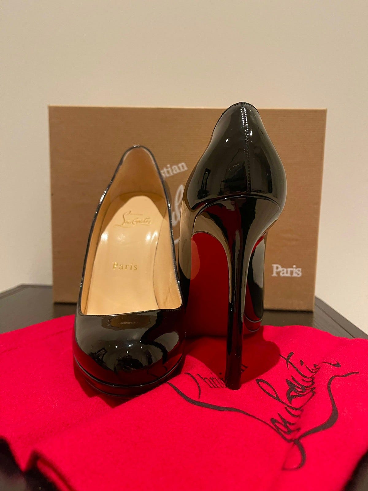 Louboutin Sko | FINN torget