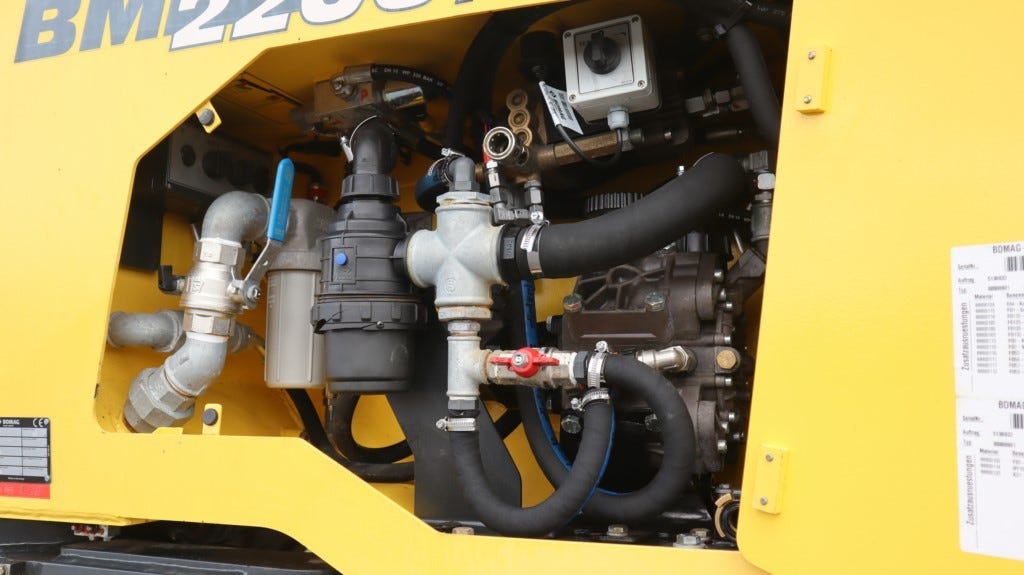 Til salgs: Bomag BM 2200/75 Kaldfres - 2016 - 771 Hk - Førerhustype ...