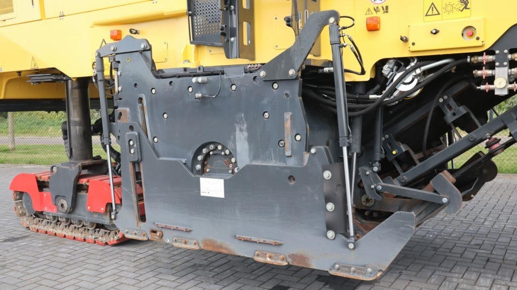 Til salgs: Bomag BM 2200/75 Kaldfres - 2016 - 771 Hk - Førerhustype ...