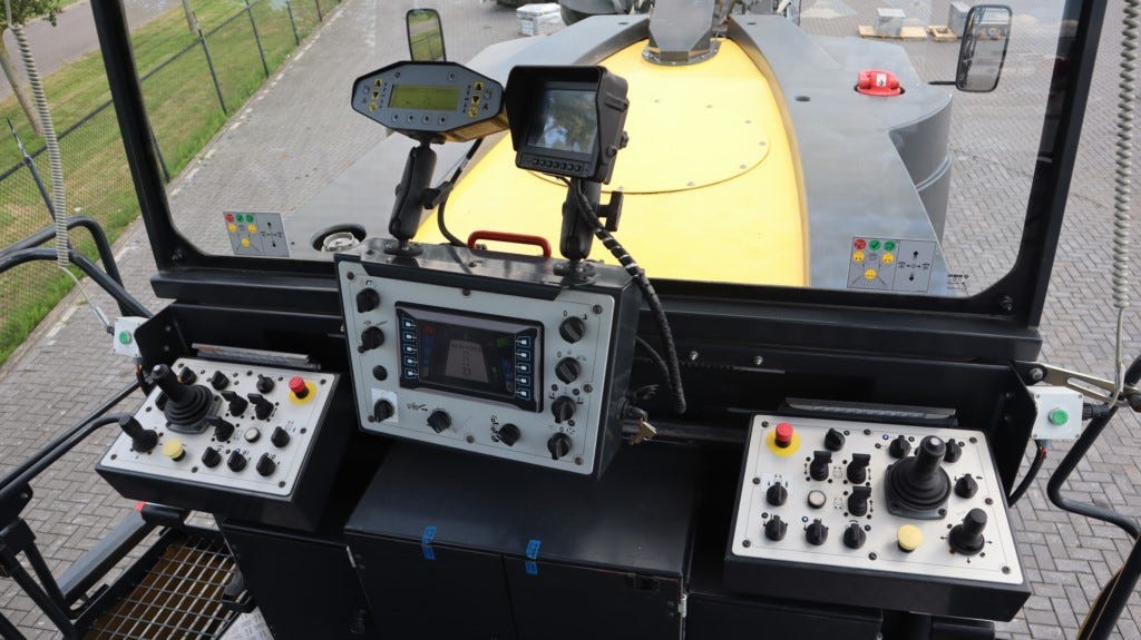 Til salgs: Bomag BM 2200/75 Kaldfres - 2016 - 771 Hk - Førerhustype ...