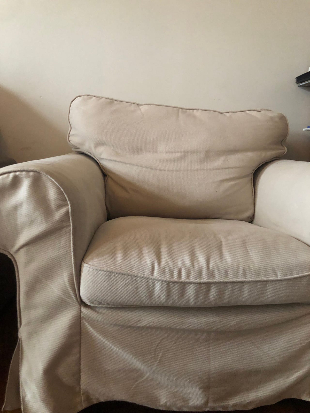 Ektorp Hallarp stol og puff | FINN torget