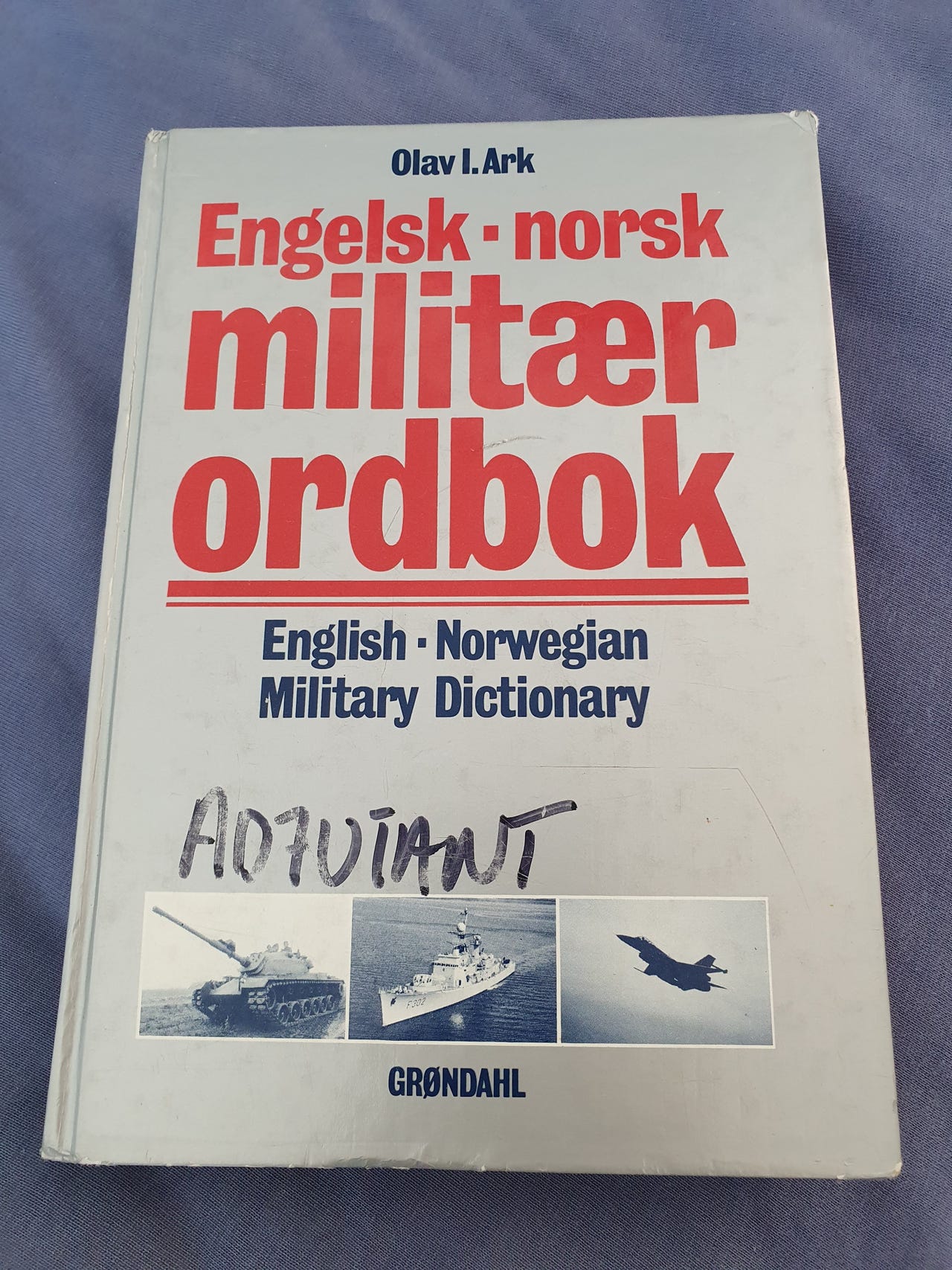 Engelsk-Norsk Militær Ordbok.. | FINN-torget