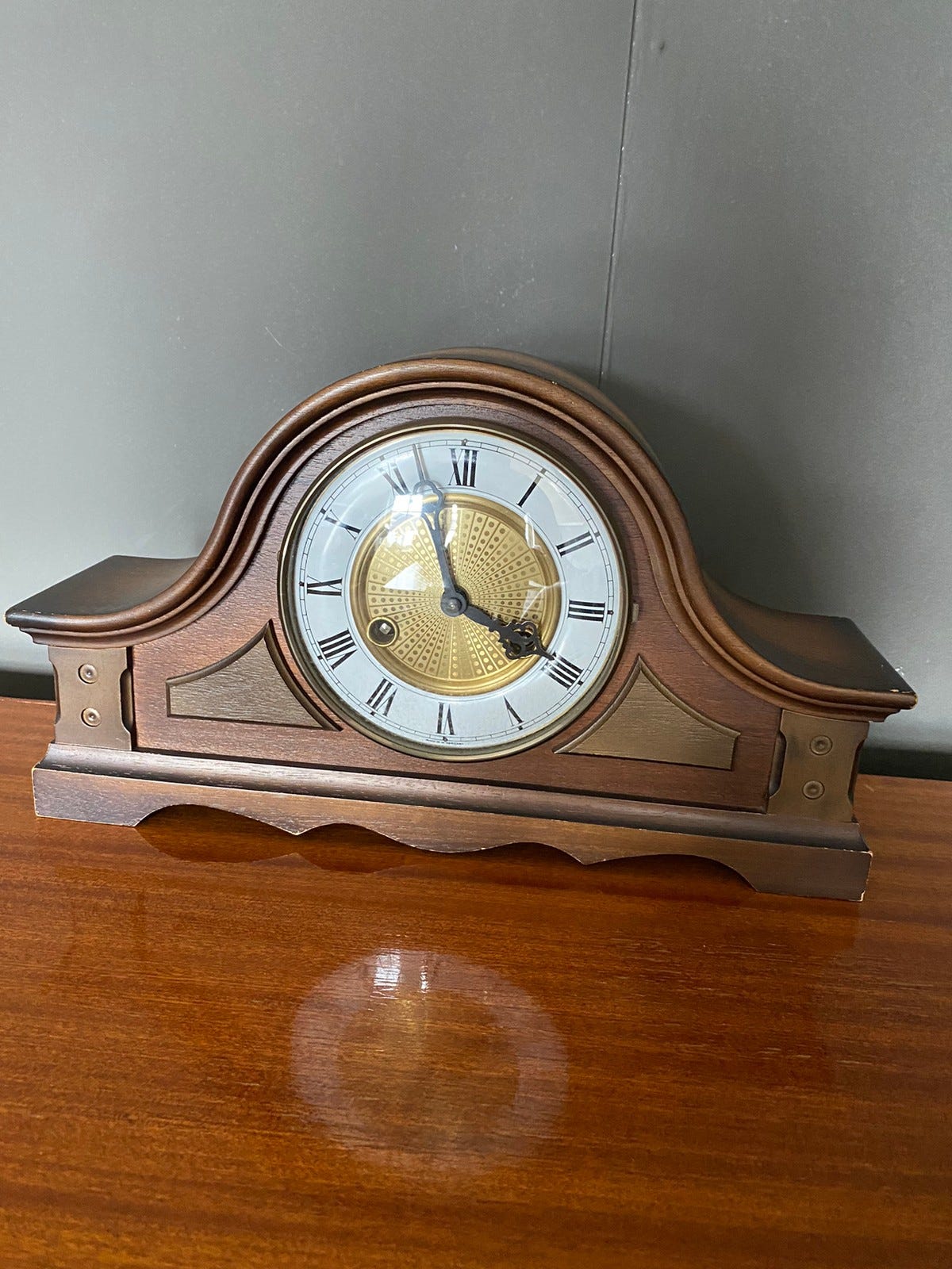 Eldre klokke. Vintage/Retro! SE BILDER | FINN-torget