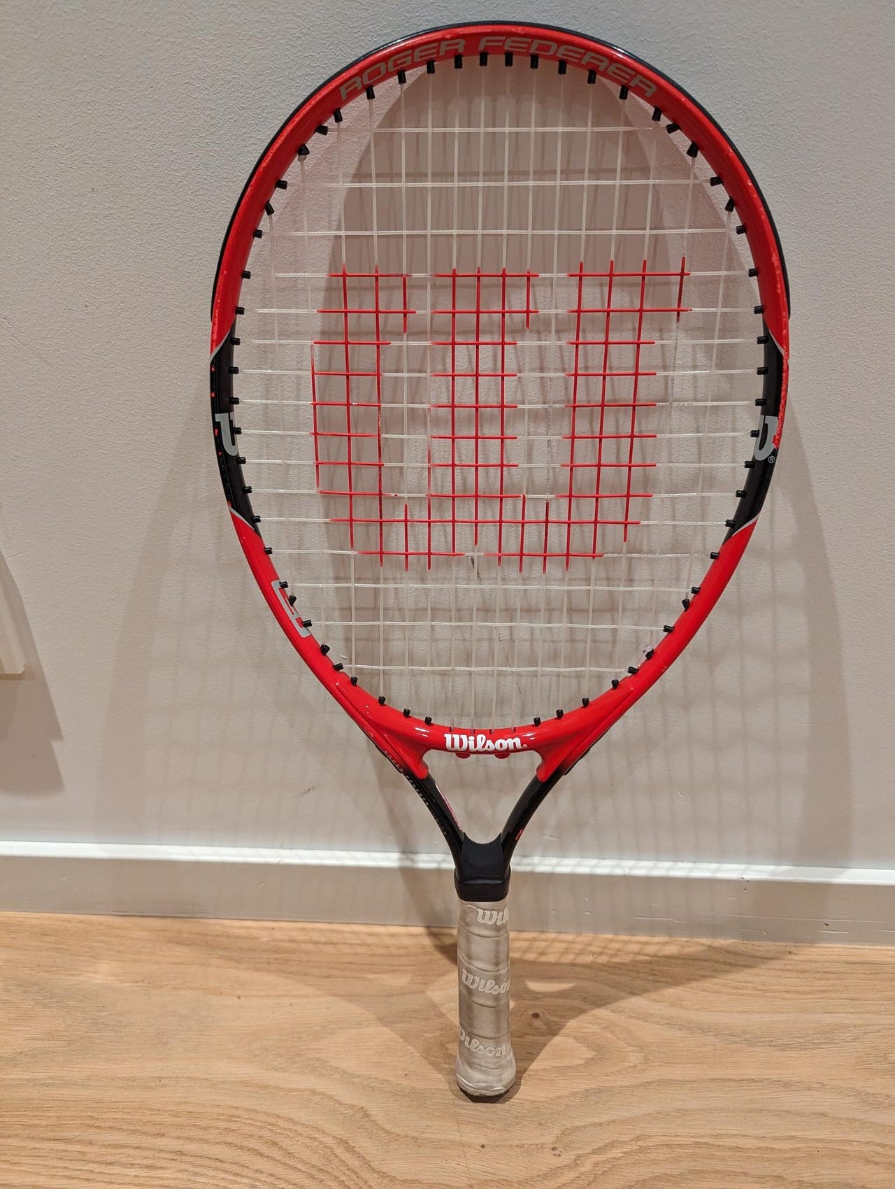 Wilson Roger Federer Junior 21 | FINN torget