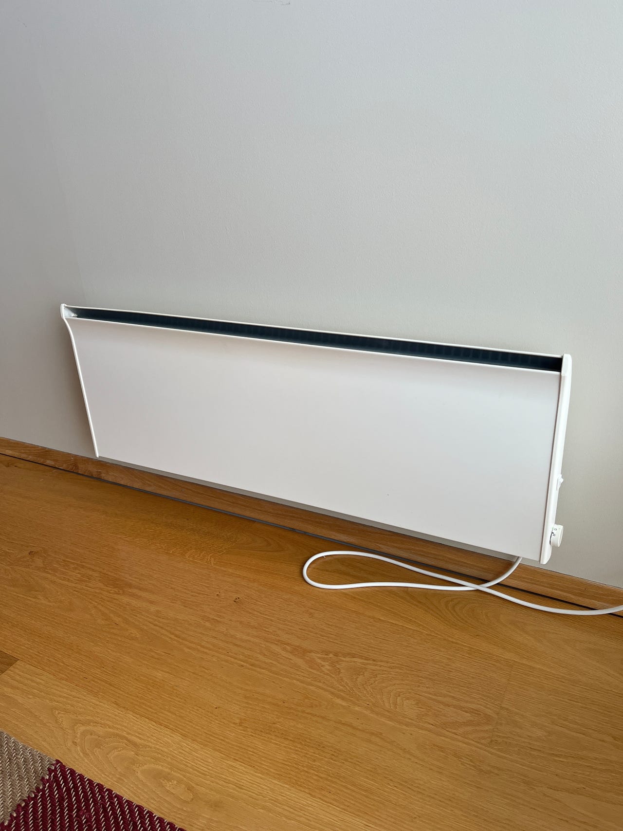 Adax panelovn 1000w | FINN torget